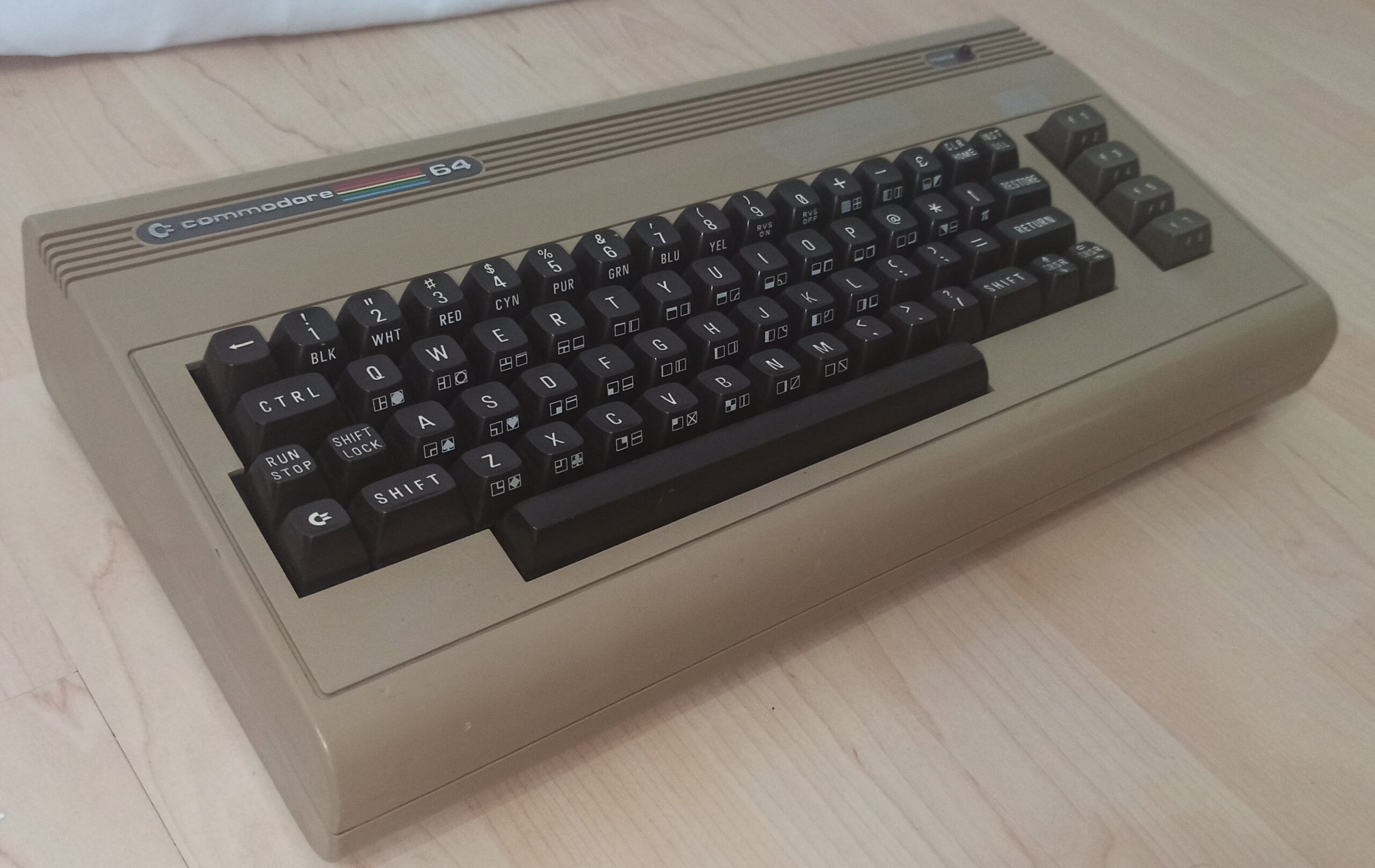 C64 Breadbin – Retro IT