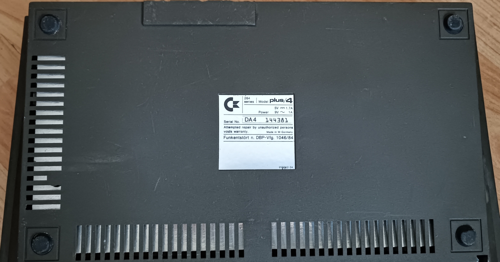 Commodore Plus/4 – Retro IT